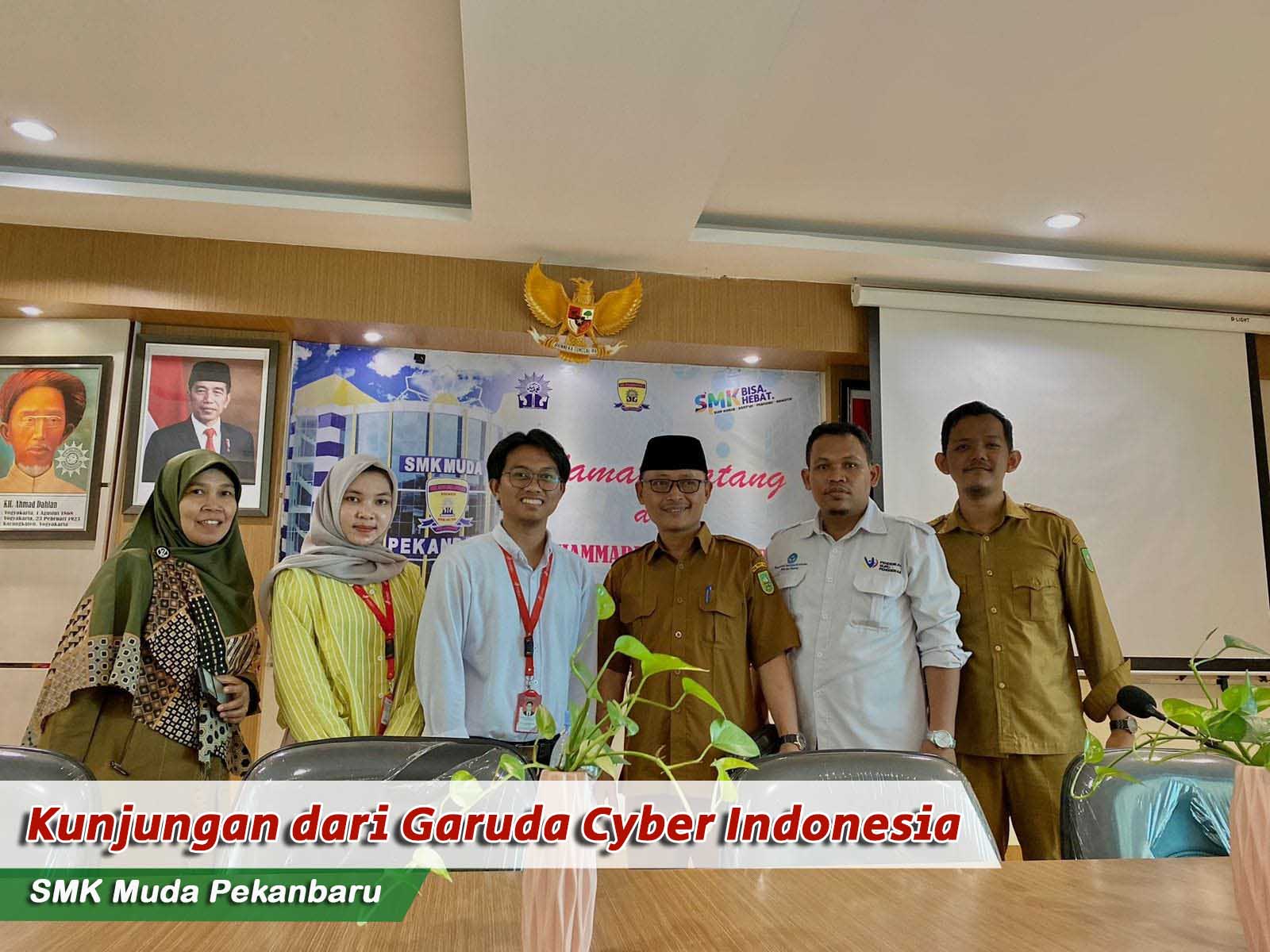 Garuda Cyber Indonesia berkunjung ke SMK Muda Pekanbaru